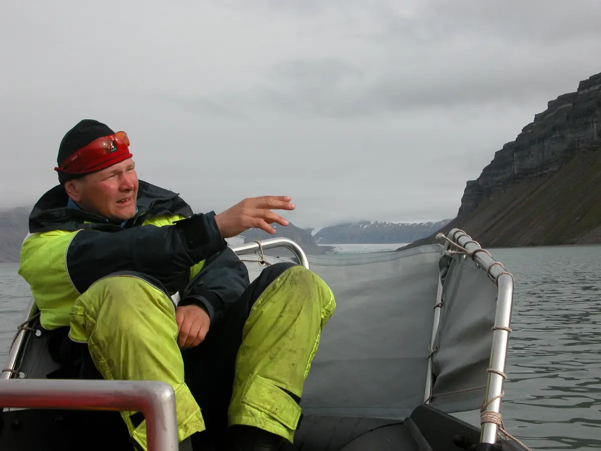 I Hilmar Nøis Rike i Sassen Bay på Svalbard - En villa i isødet ...