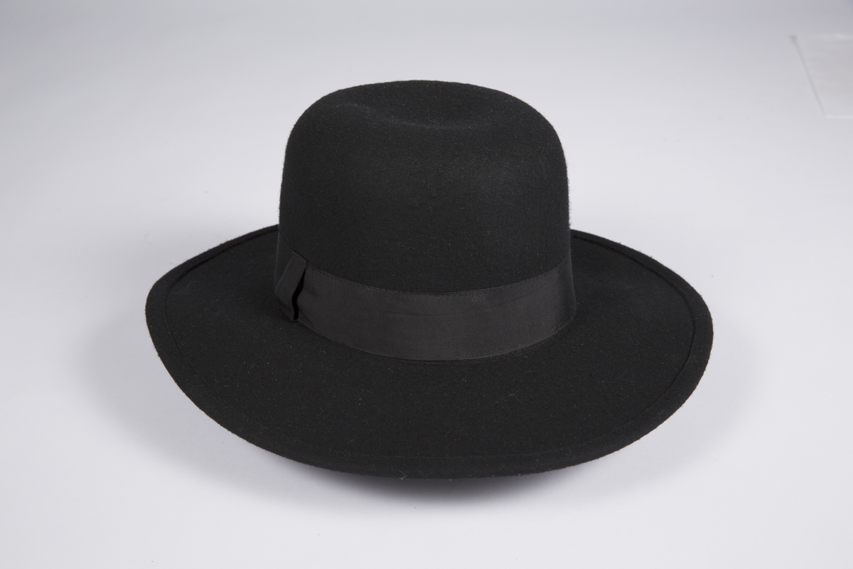 Hatt - Norsk Folkemuseum / DigitaltMuseum