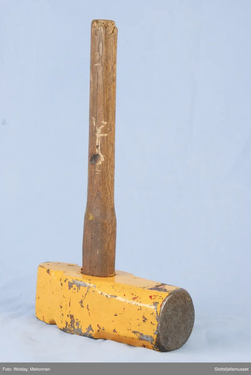 Slegge - Slottsfjellsmuseet / DigitaltMuseum