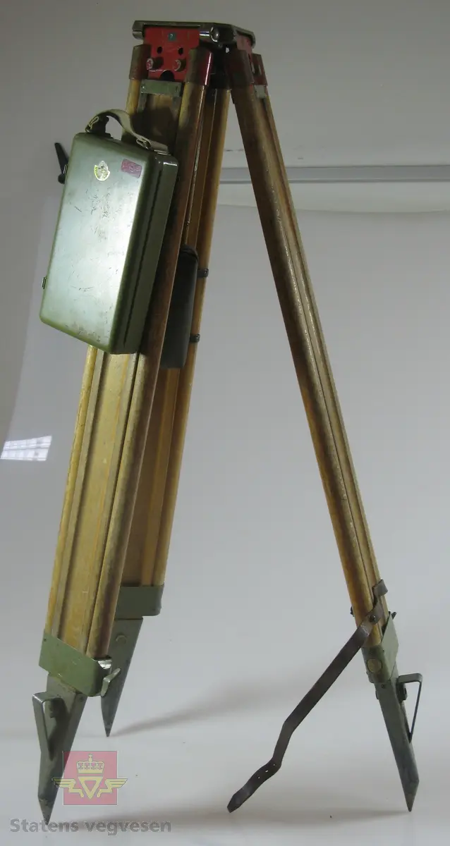 Stativ - Norsk vegmuseum / DigitaltMuseum