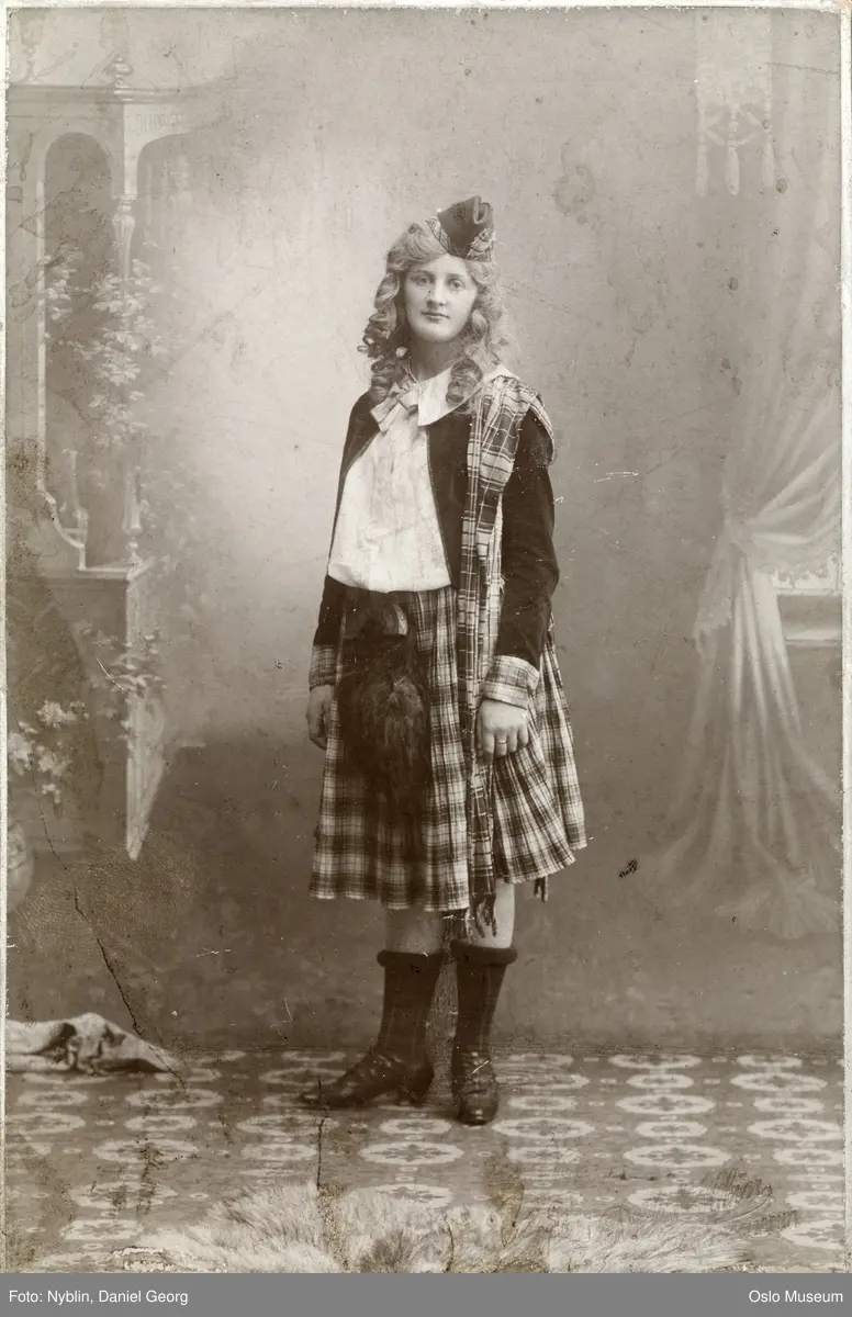 Louise Brehmer Bull i "Madame Sherry". - Oslo Museum / DigitaltMuseum