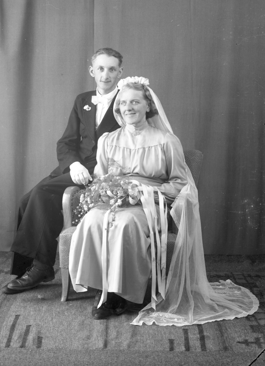 Brudebilde av Anne Espeset og Olav Krusedokken. - Gol bygdearkiv ...