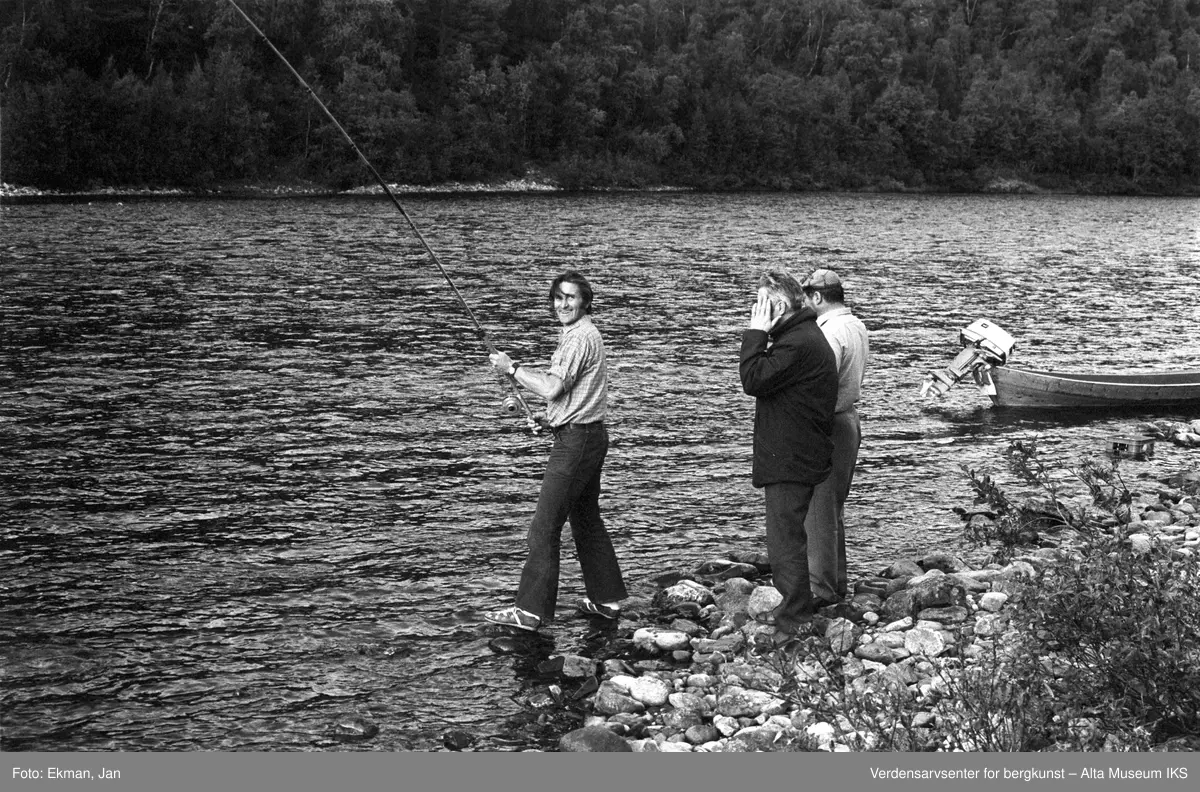 Landskap med person(er). - Verdensarvsenter for bergkunst – Alta Museum ...