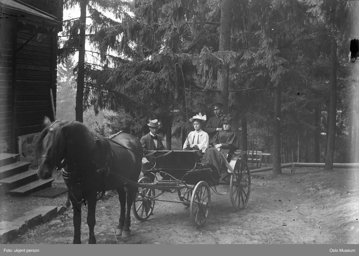 Med hest og vogn på Nordstrand. - Oslo Museum / DigitaltMuseum