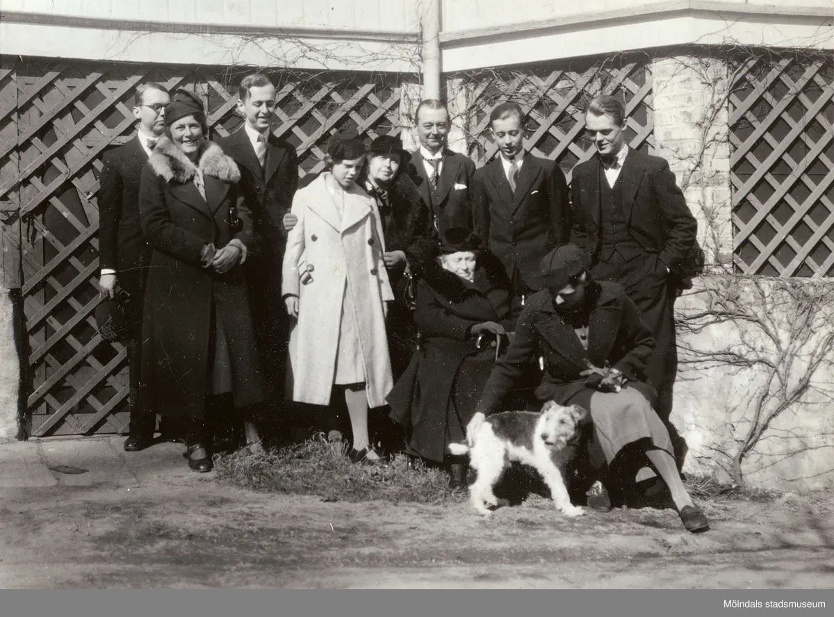 Många gäster och fester hade Erik och Laila Björck. Här ses några av ...