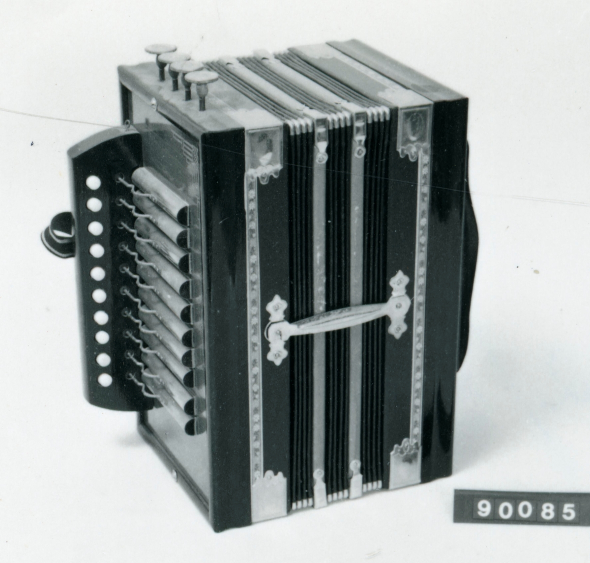 Dragspel - Västergötlands museum / DigitaltMuseum