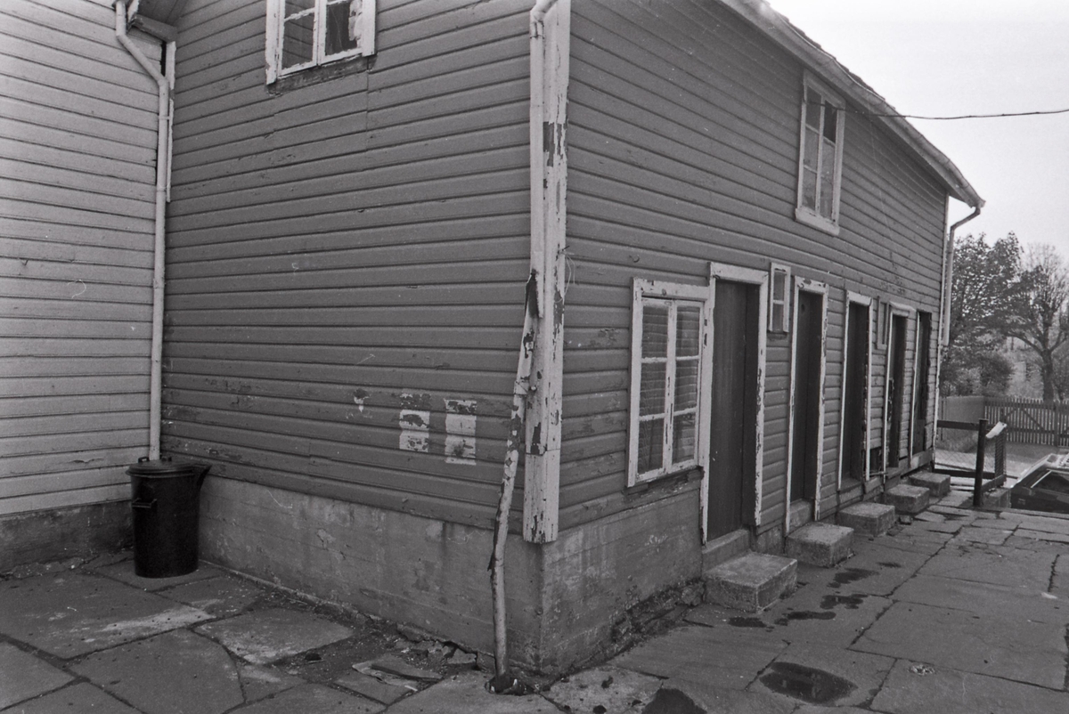 Strandgaten 1 - lite uthus - Haugalandmuseet / DigitaltMuseum