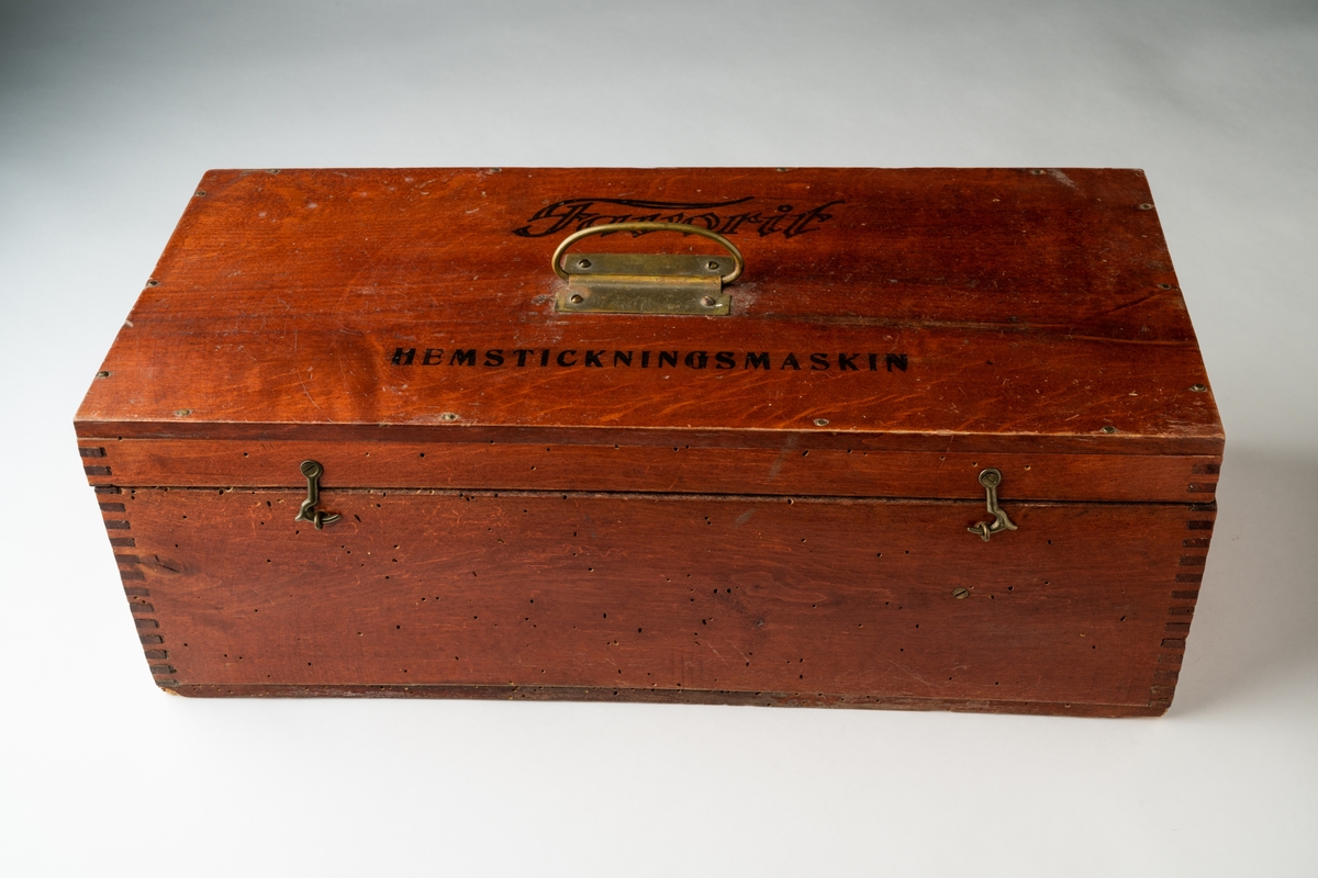 Stickmaskin - Jönköpings läns museum / DigitaltMuseum