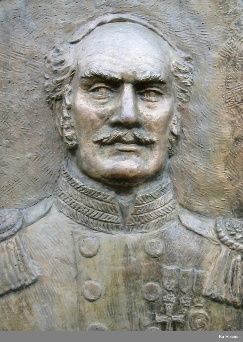 Avdukinga av minnesteinen over Olaf Rye ved Bø museum, Oterholt - Bø ...