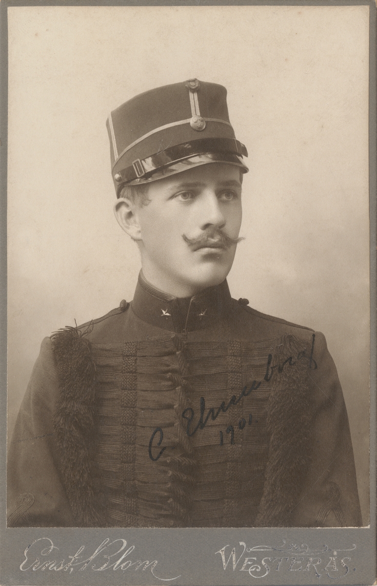 Porträtt av Carl Ehrenborg, underlöjtnant vid Smålands husarregemente K ...