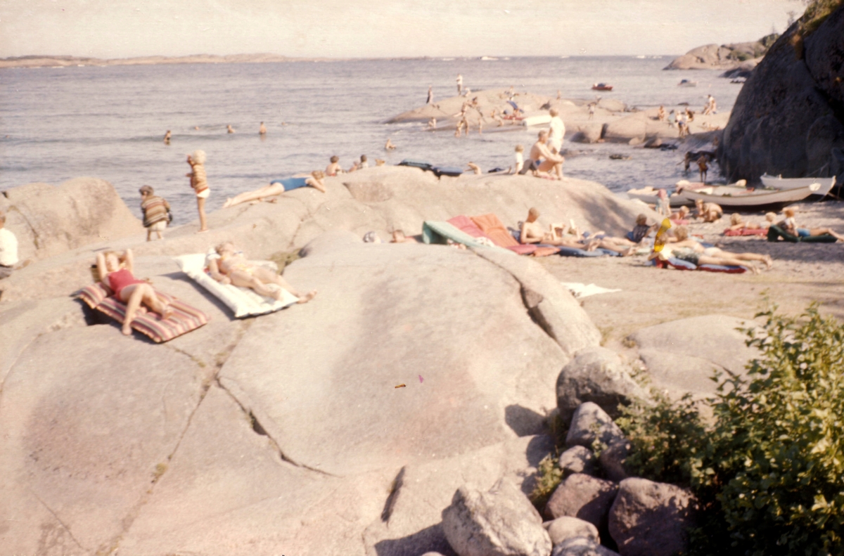 Badeplass - Sverresborg Trøndelag Folkemuseum / DigitaltMuseum