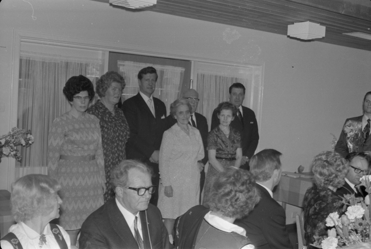 Avskjedsfest for Kiss og Leiv Tveit. Bakkebø, 1971. - Dalane ...