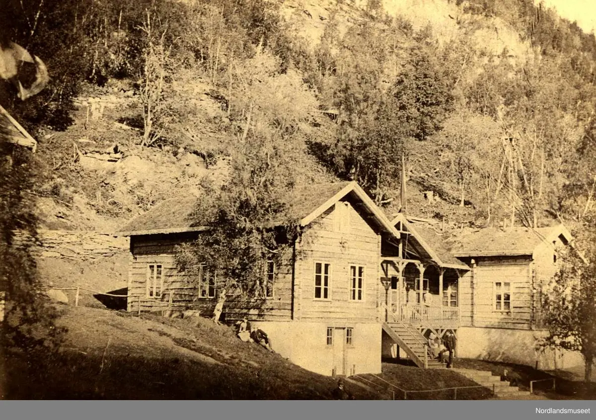 Furulund. Det første Verkskontoret ca 1890. Foto Ukjent. - Nordlandsmuseet / DigitaltMuseum