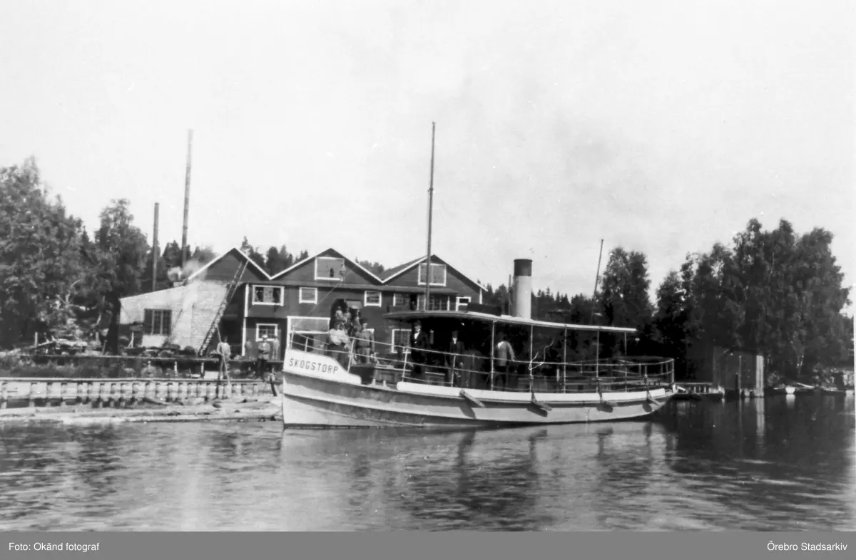 Bogserbåten S/S Skogstorp, 1940-tal - Örebro Stadsarkiv / DigitaltMuseum