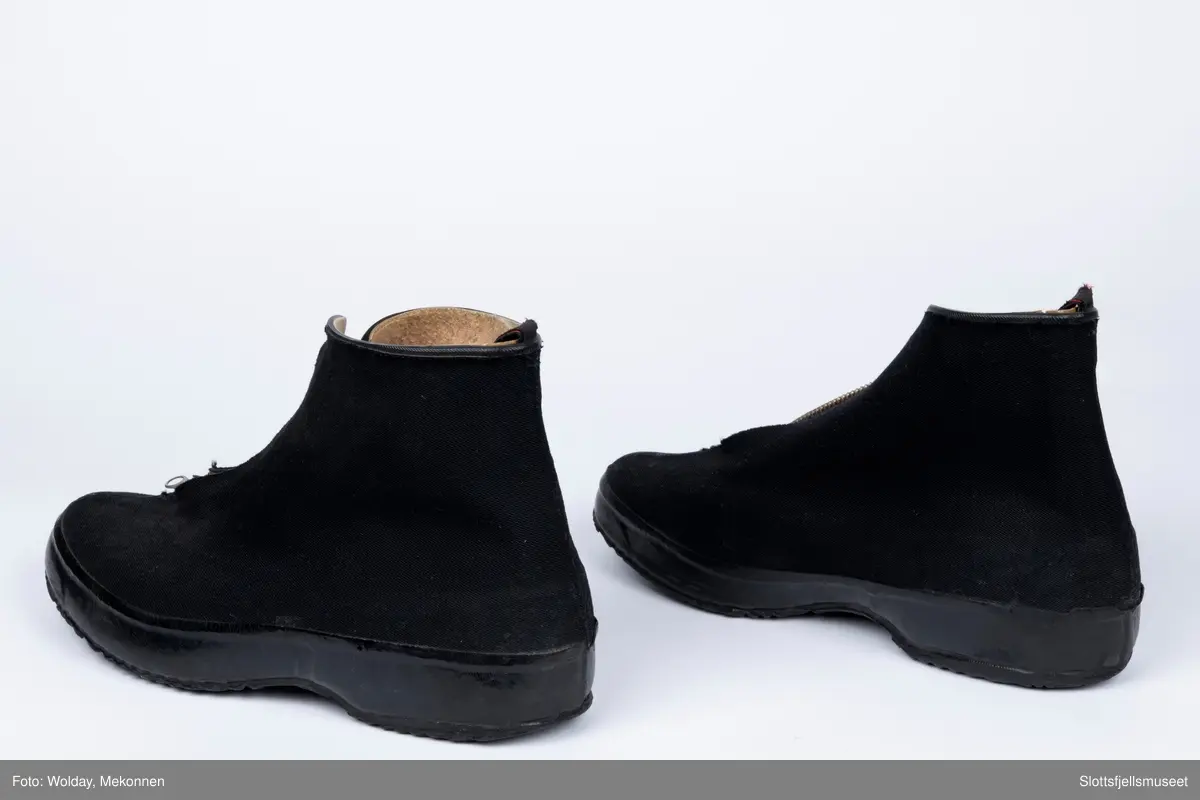 Sko - Slottsfjellsmuseet / DigitaltMuseum