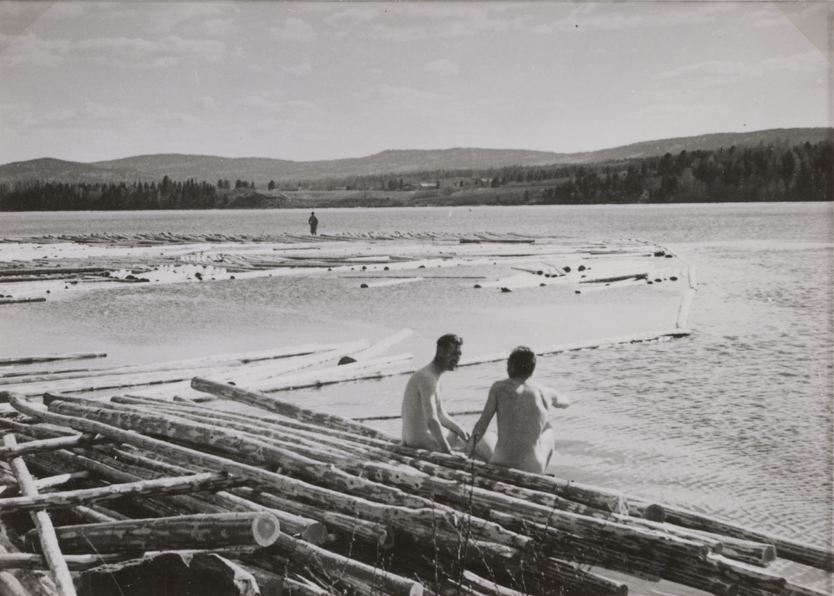 Text i fotoalbum: "Övre Fryken". - Armémuseum / DigitaltMuseum