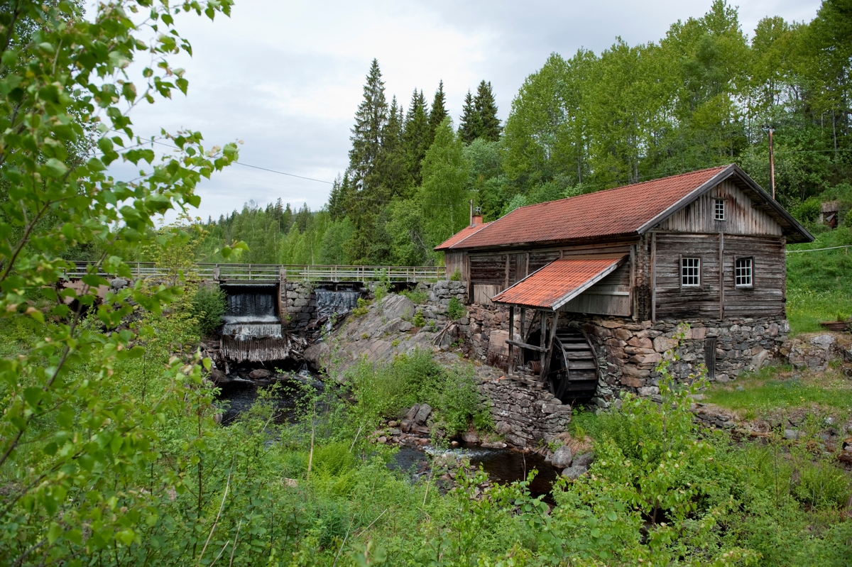 Kvarnen, Röjdåfors. Sommaren 2010. - Värmlands Museum / DigitaltMuseum