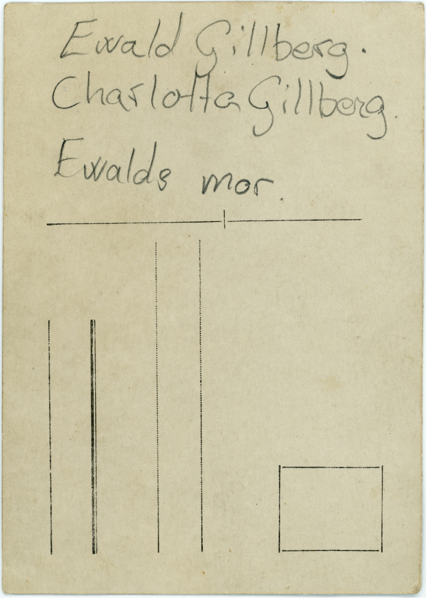 Porträtt. Ewald Gillberg med sin mor Charlotta Gillberg - Vänersborgs ...