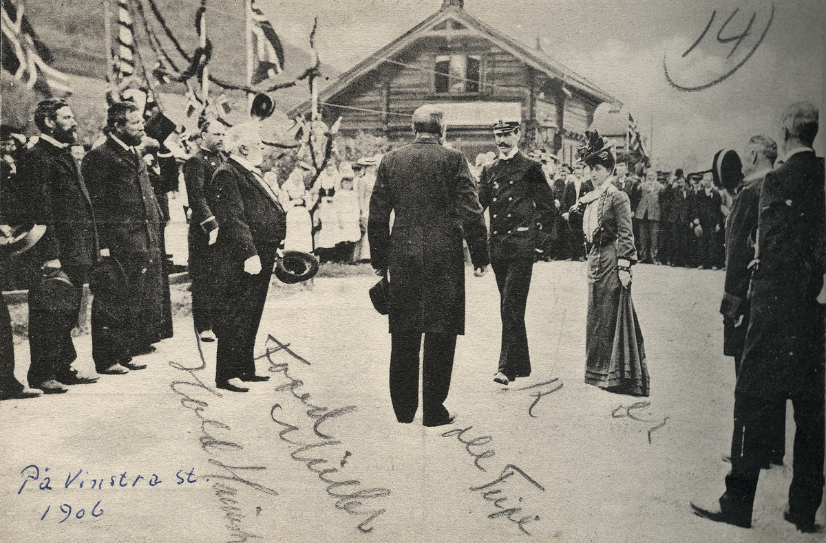 Postkort: Kroningsreisen i 1906, på Vinstra stasjon - Maihaugen ...