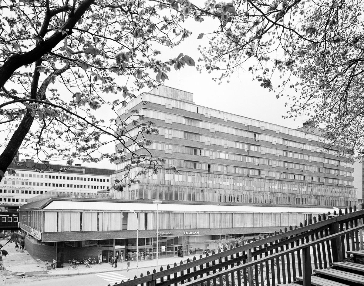 VARUHUSET "KRINGLAN" EXTERIÖR - ArkDes / DigitaltMuseum