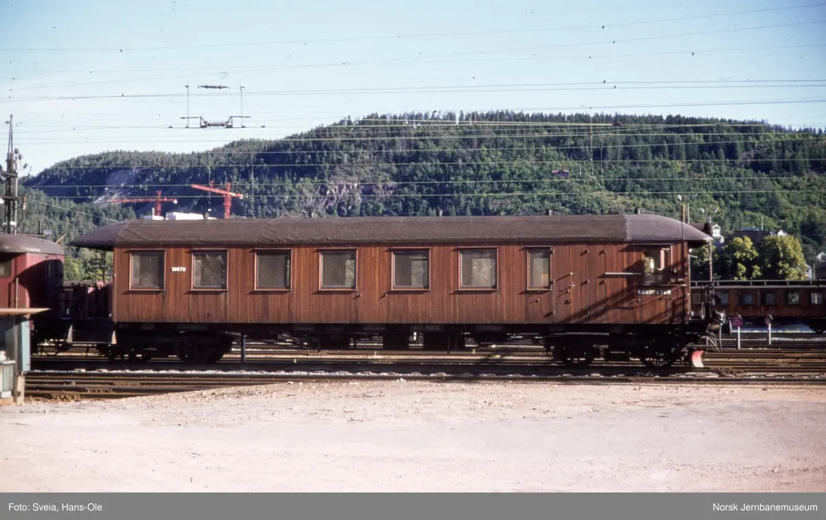 Styrevogn for elektrisk motorvogn type 65, litra BFS nr. 18679, på ...