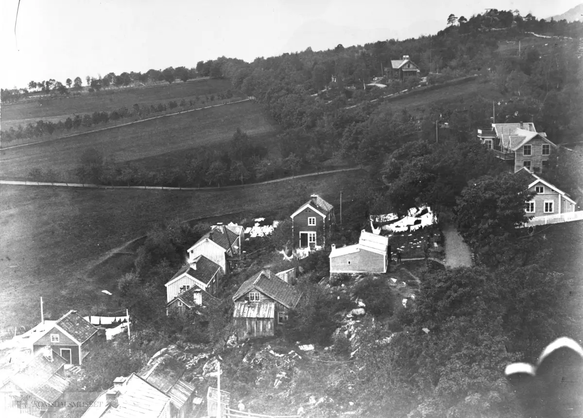 Molde by sett fra øst., Tatt ca 1890 fra kirketårnet og vestover..Brev ...