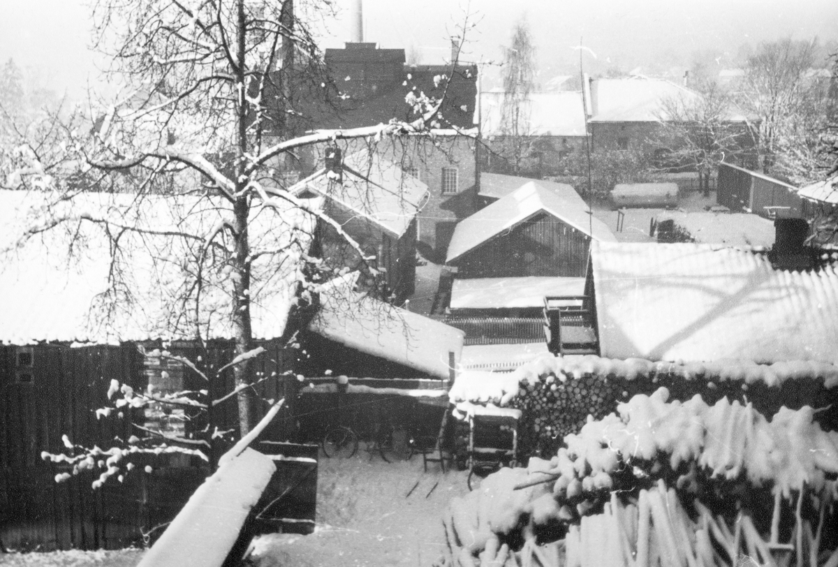 Hamar katedralskole, utsikt mot Melkefabrikken og Hamar Bryggeri ...