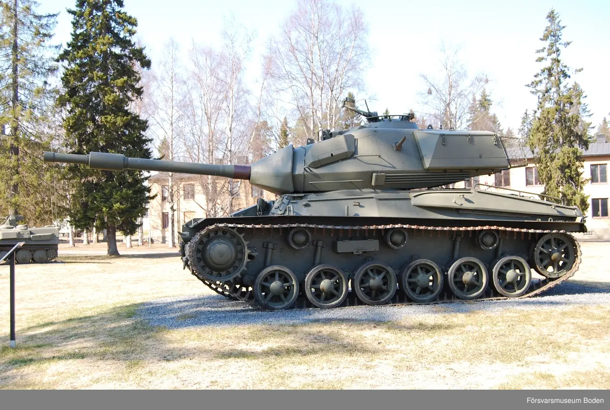 Stridsvagn 74 H - Försvarsmuseum Boden / DigitaltMuseum