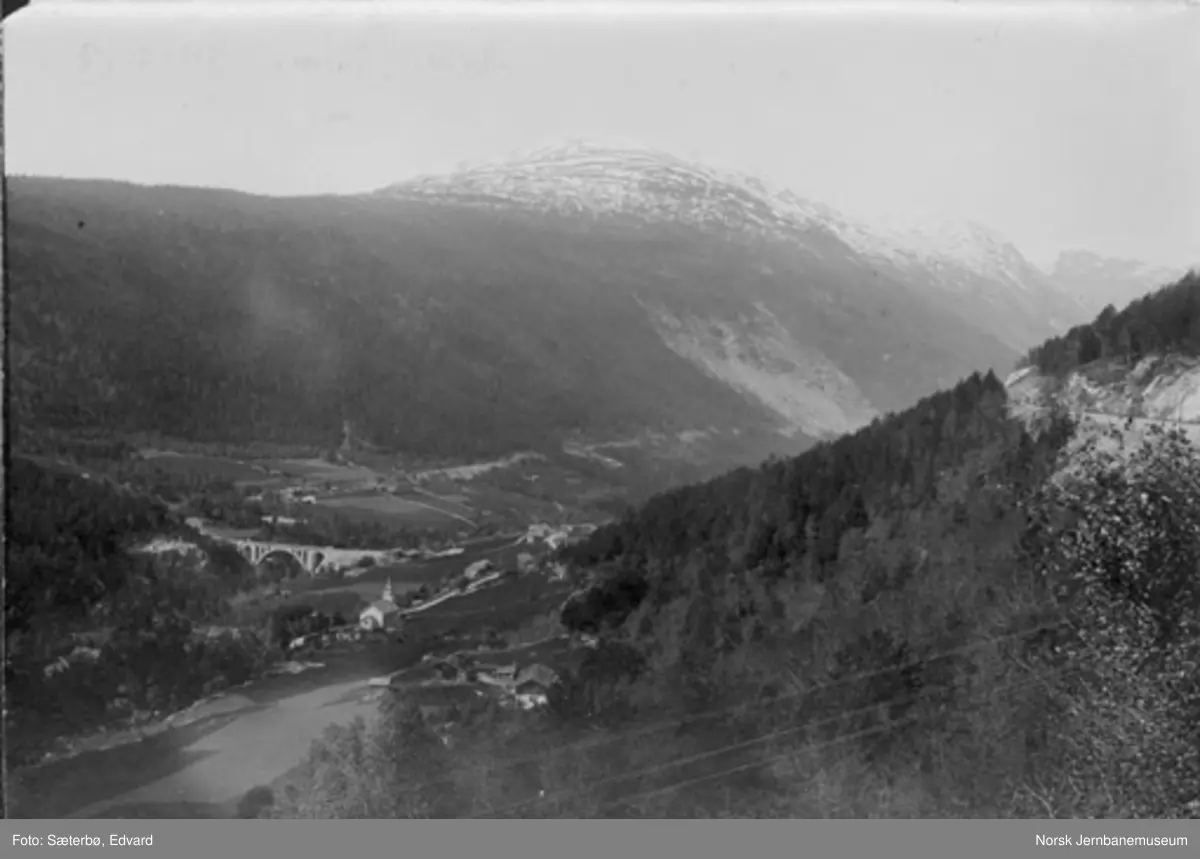 Raumabanen med Kylling bru; oversiktsbilde - Norsk Jernbanemuseum ...