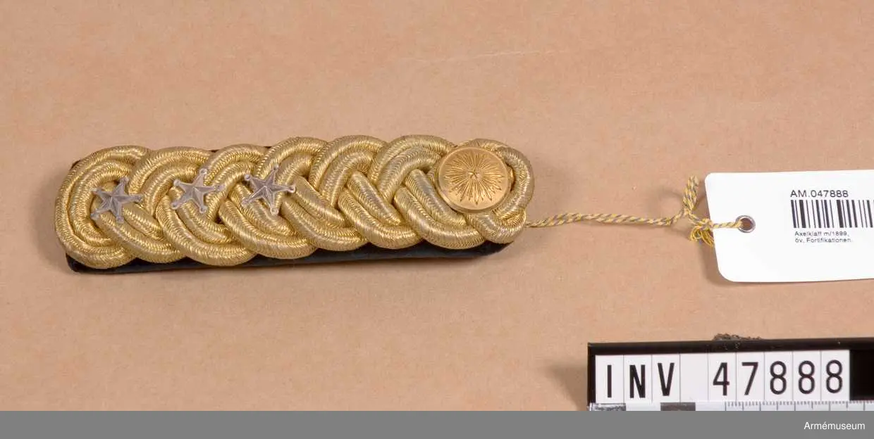 Axelklaff m/1899 - Armémuseum / DigitaltMuseum