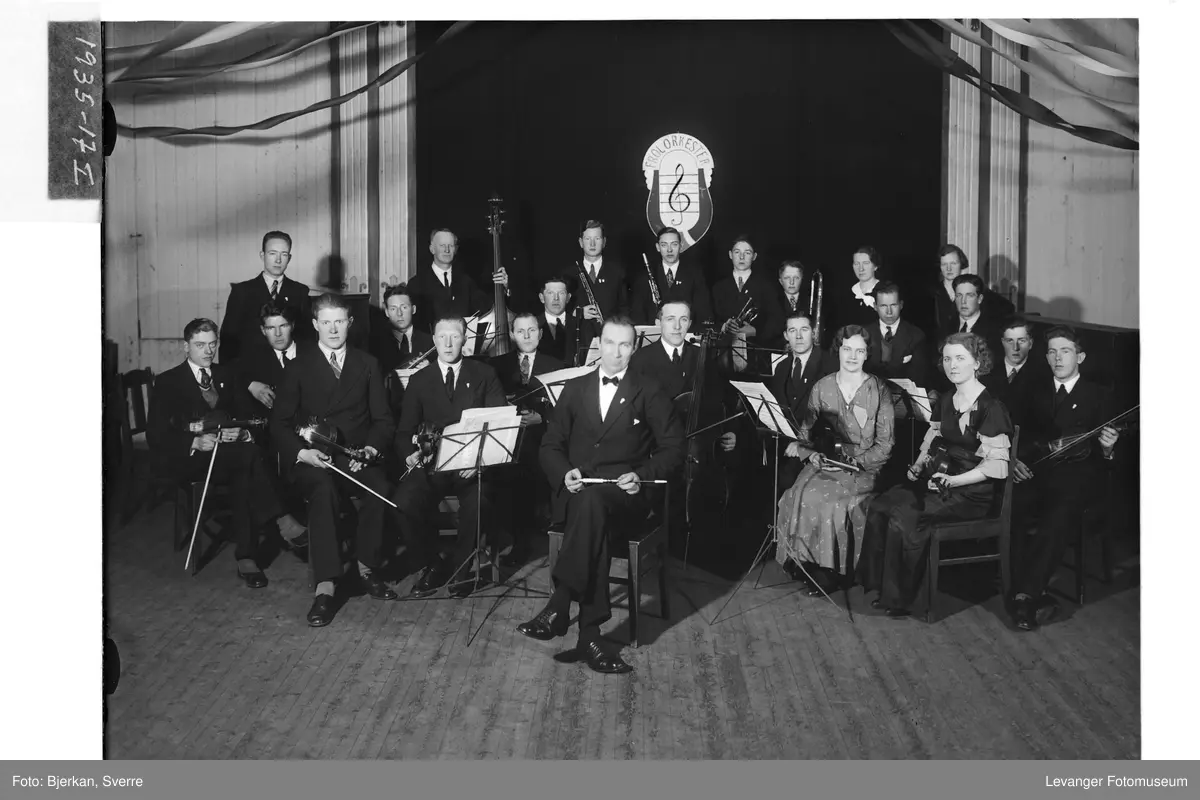 Frol Orkester - Levanger Fotomuseum / DigitaltMuseum
