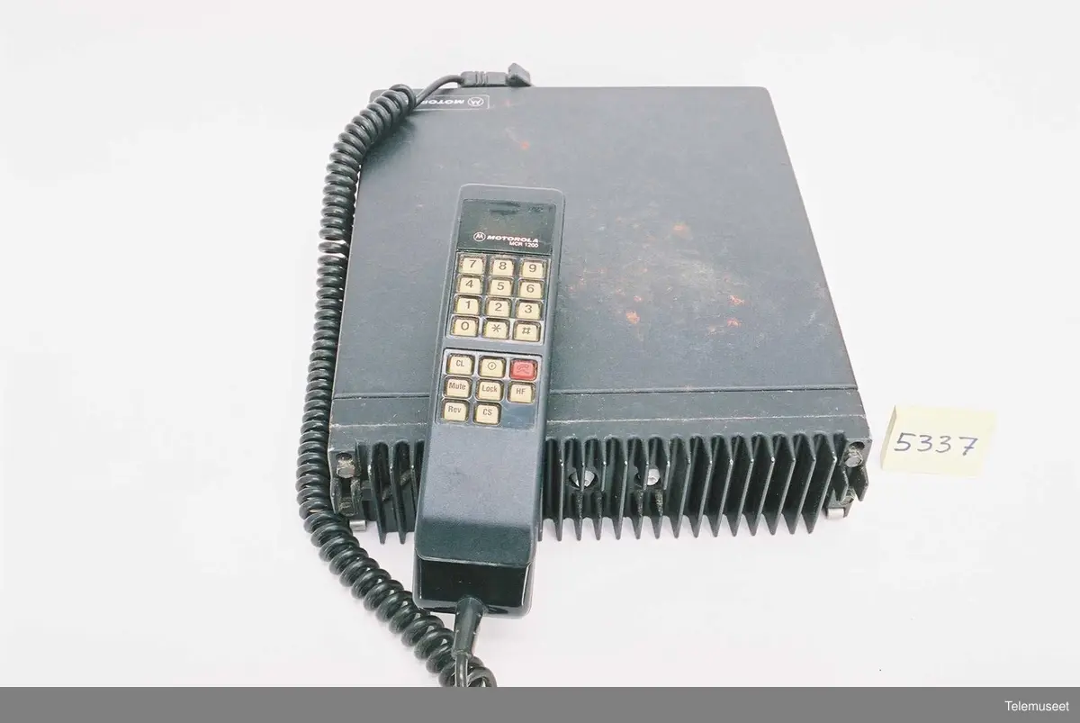 Mobiltelefon - Norsk Teknisk Museum / DigitaltMuseum