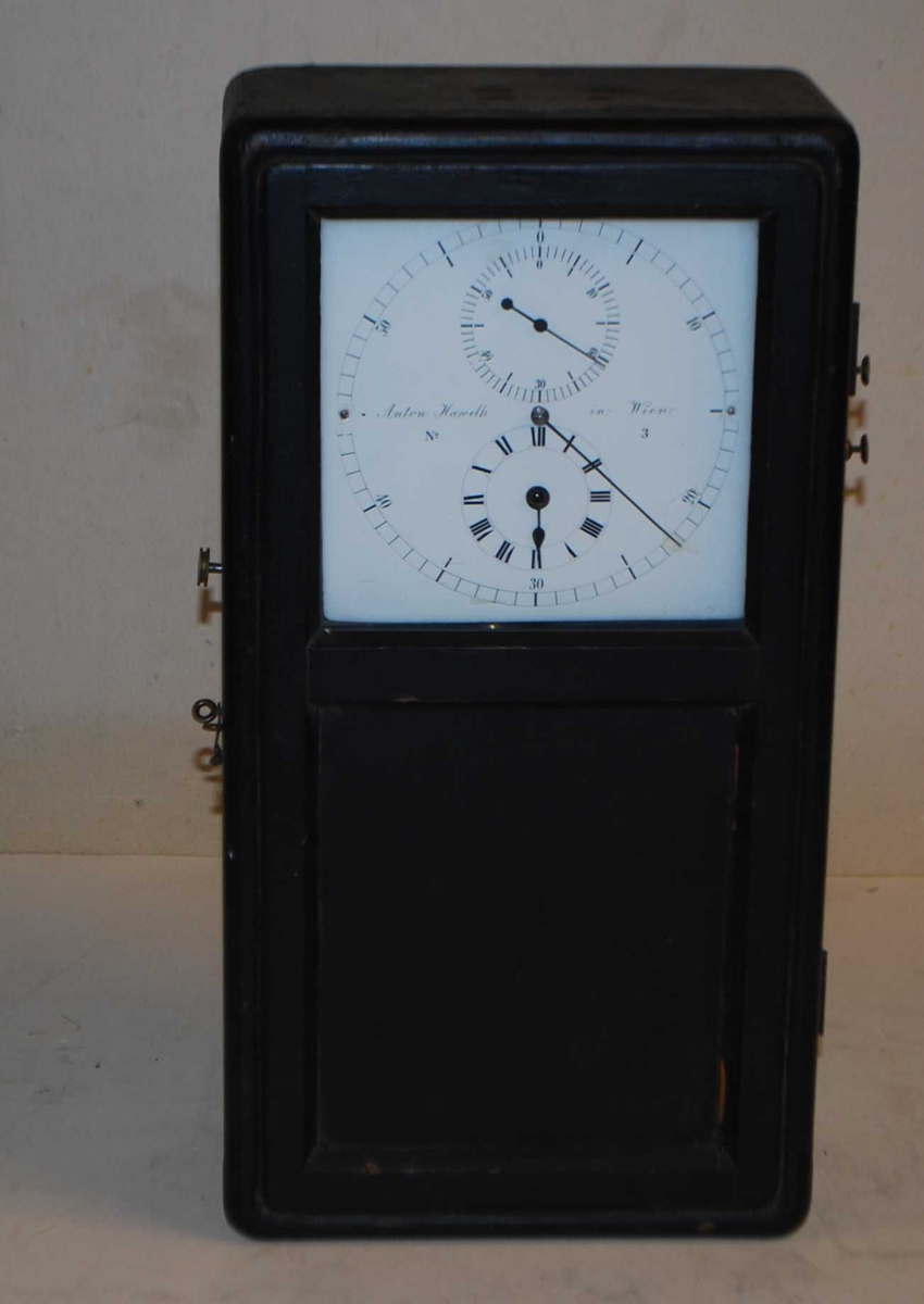 Kronometer - Norsk Kartmuseum / DigitaltMuseum