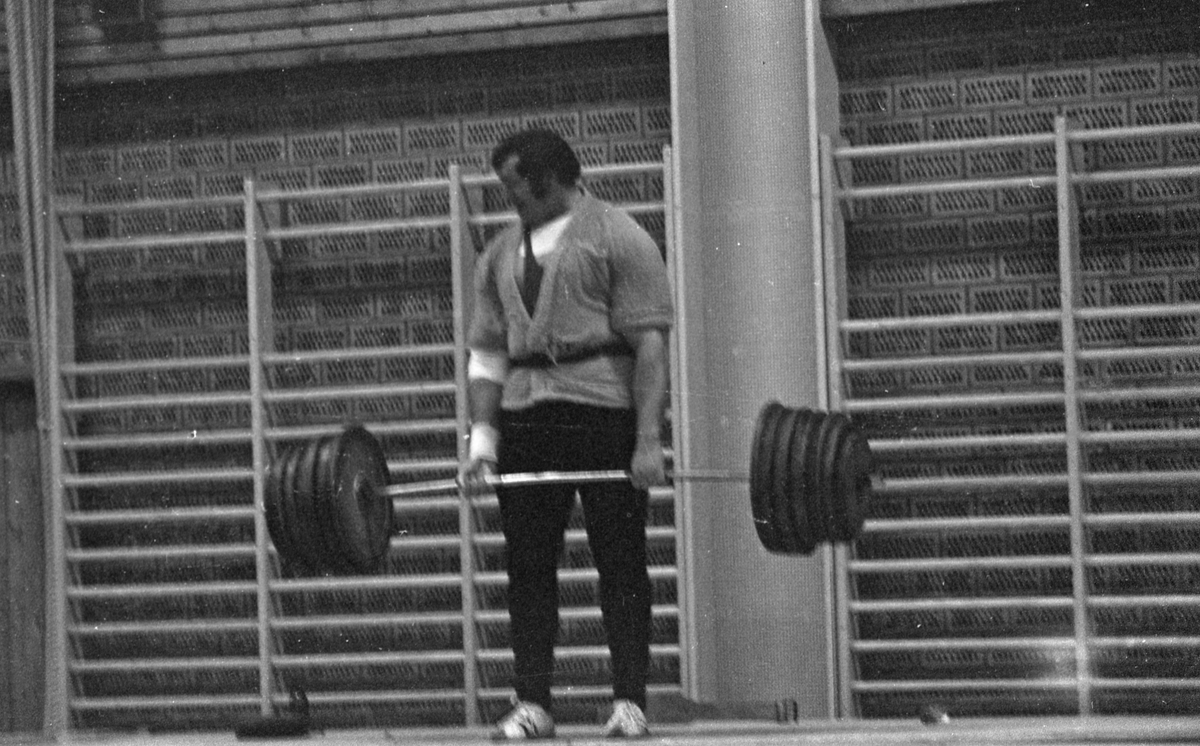 Torkel Ravndal i Haraldshallen - 1971 - Haugalandmuseet / DigitaltMuseum