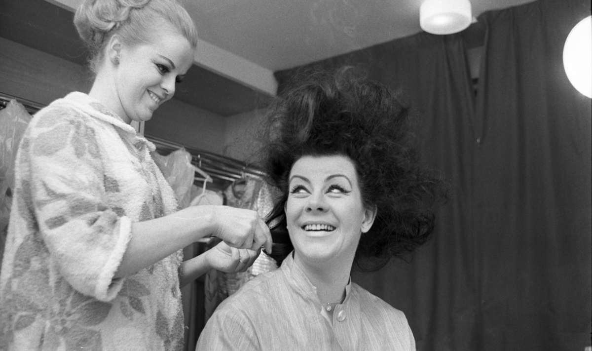 Brita Borg, 28 mars 1967 Inför operetten 'Call me madam' - Örebro läns ...