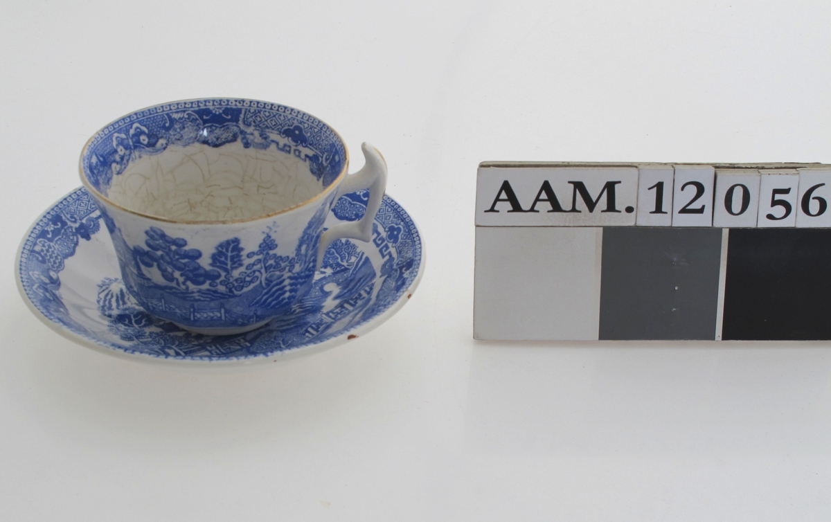 Kopp med skål - Aust-Agder museum og arkiv – KUBEN / DigitaltMuseum