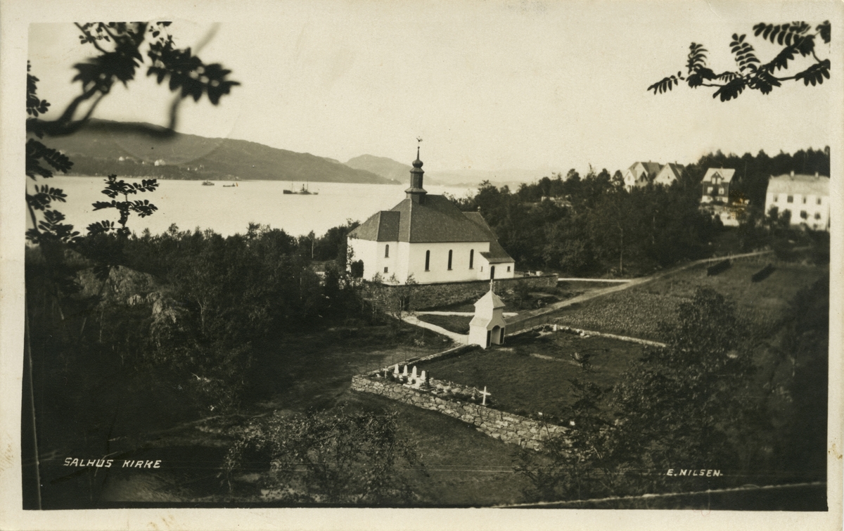 Salhus kirke - Museumssenteret i Hordaland / DigitaltMuseum