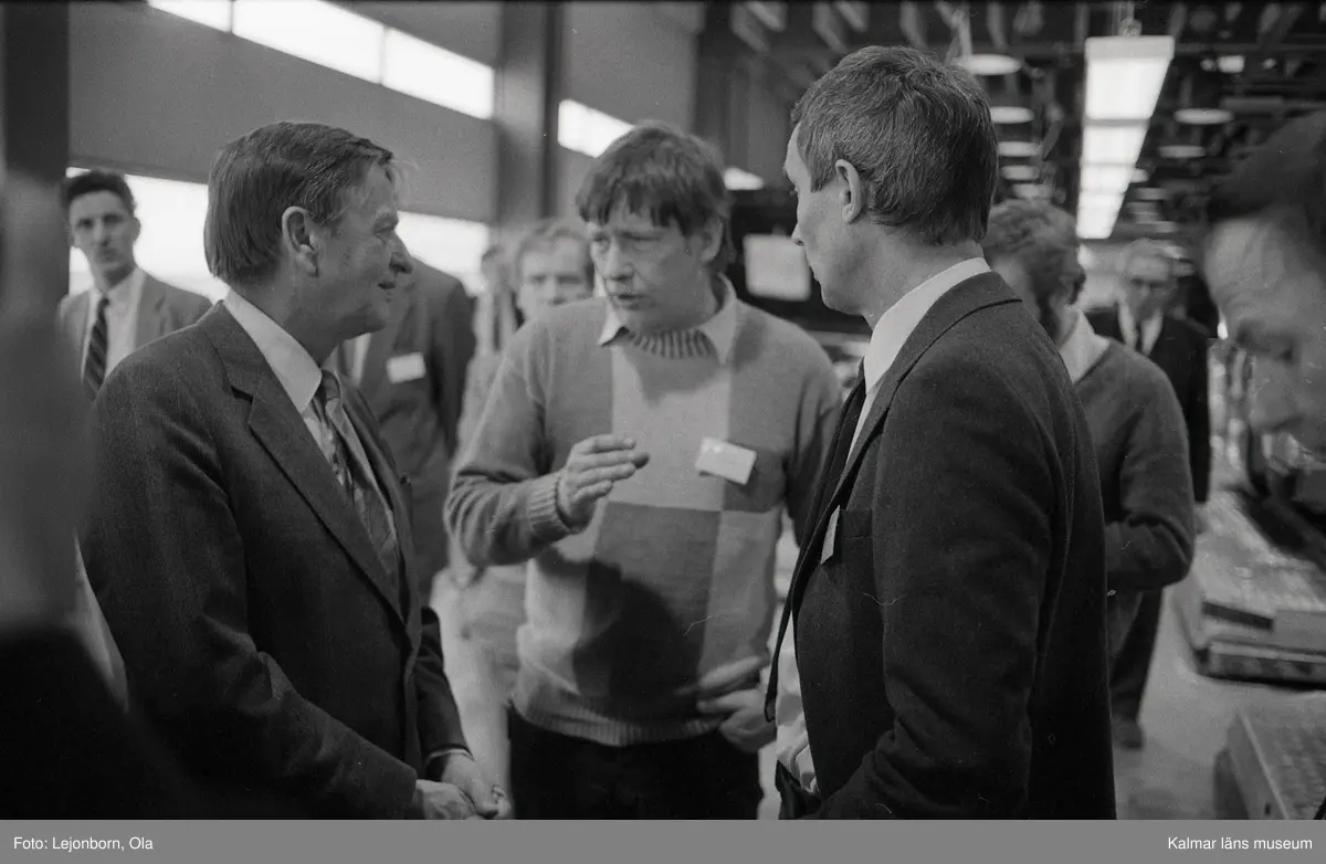 Olof Palme, Willy Lennartsson och Karl Agne Larsson, Volvo Kalmarverken ...