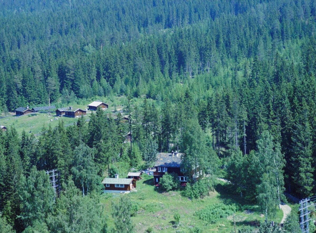 Flyfoto, Lillehammer, bebyggelse. Pinshelga, Ringsvegutua 16 sentralt i ...