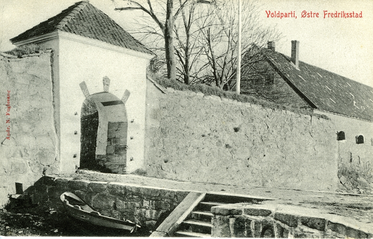 Fredrikstad. Østsiden, Gamlebyen. - Kongeporten, bygget 1684, også kalt ...