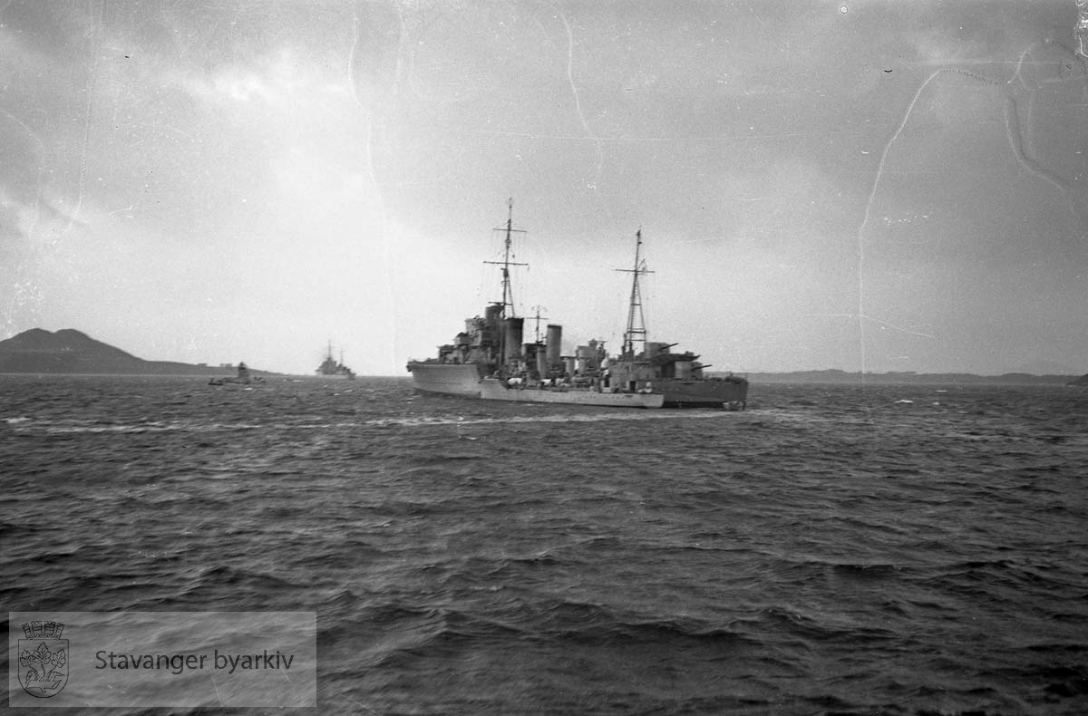 Den norske torpedobåten "Stegg" i Mastrafjorden - Stavanger byarkiv ...