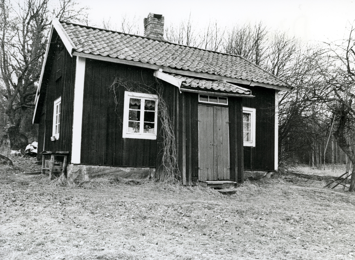Soldattorp Nr 44, Dömsta Bro. Fotograferat 1979. Fotograf Rainer Elste ...
