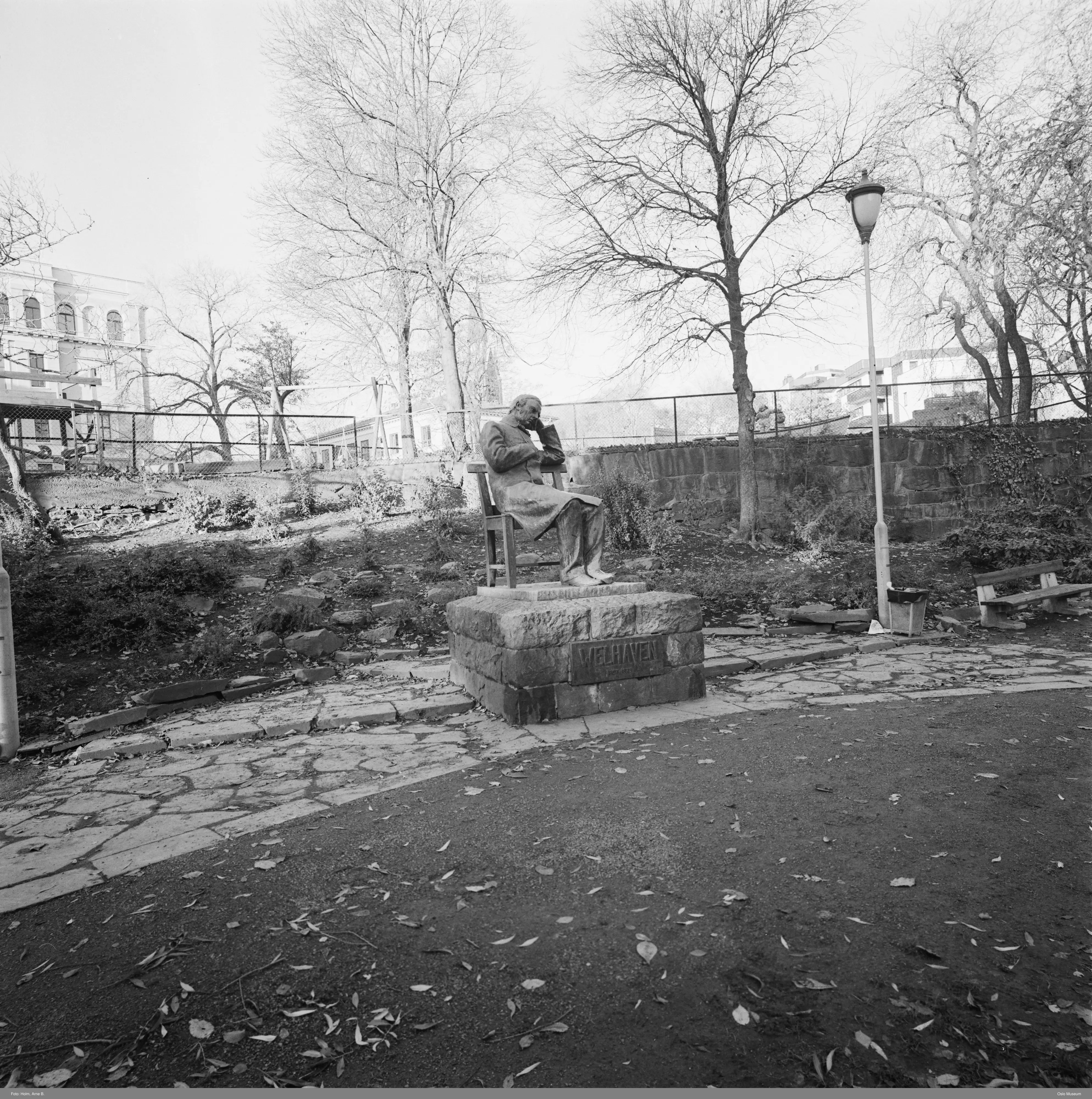 Statuen av Johan Sebastian Welhaven. - Oslo Museum / DigitaltMuseum