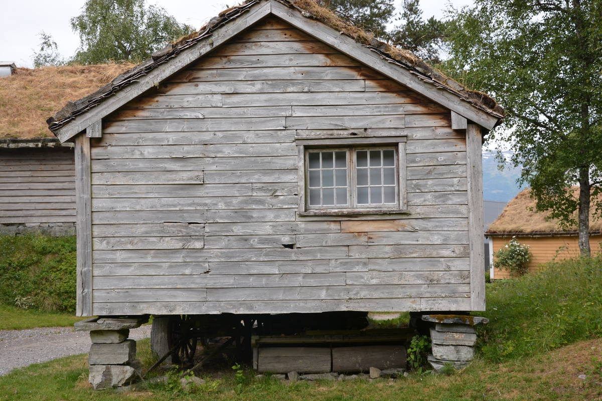 Stabbur -#N# Nordfjord Folkemuseum /#N# DigitaltMuseum