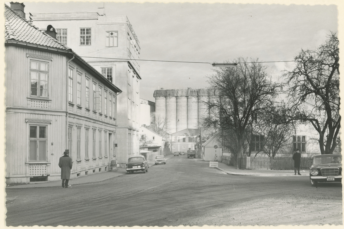 Storgata - Mossebibliotekene / DigitaltMuseum