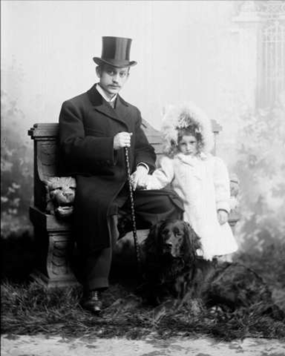 Portrett, herr Alexander med datter og hund. - Norsk Folkemuseum ...