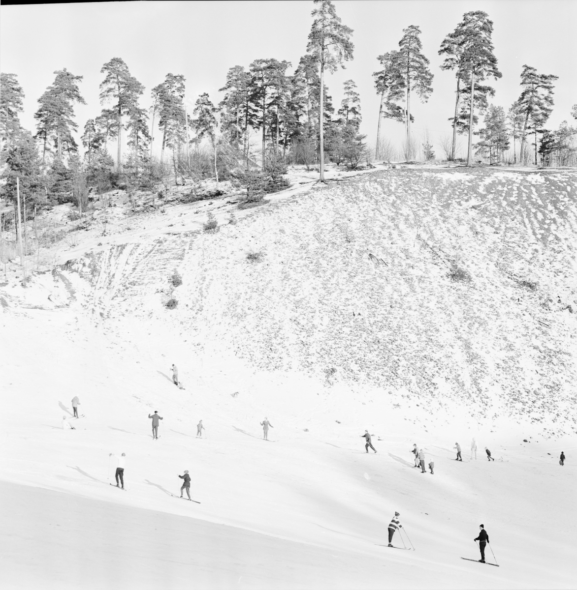 Vintersport i Sunnersta, Uppsala januari 1962 - Upplandsmuseet ...