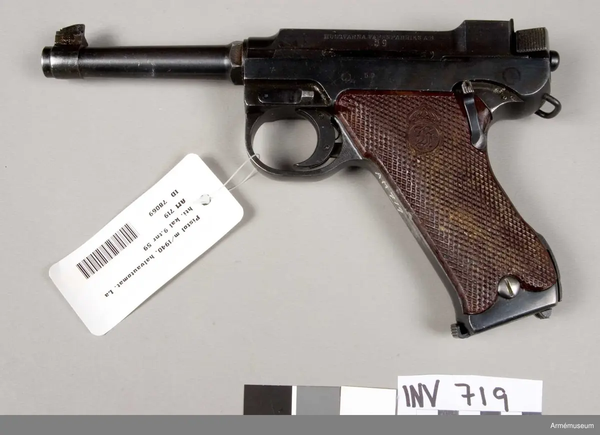 Pistol m/1940 - Armémuseum / DigitaltMuseum