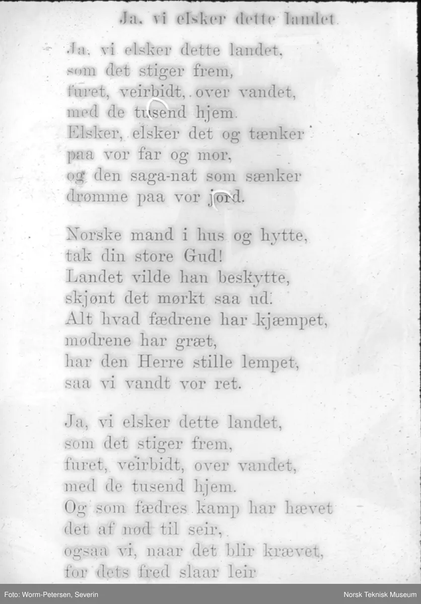 Tre vers av Norges nasjonalsan "Ja vi elsker" - Norsk Teknisk Museum ...