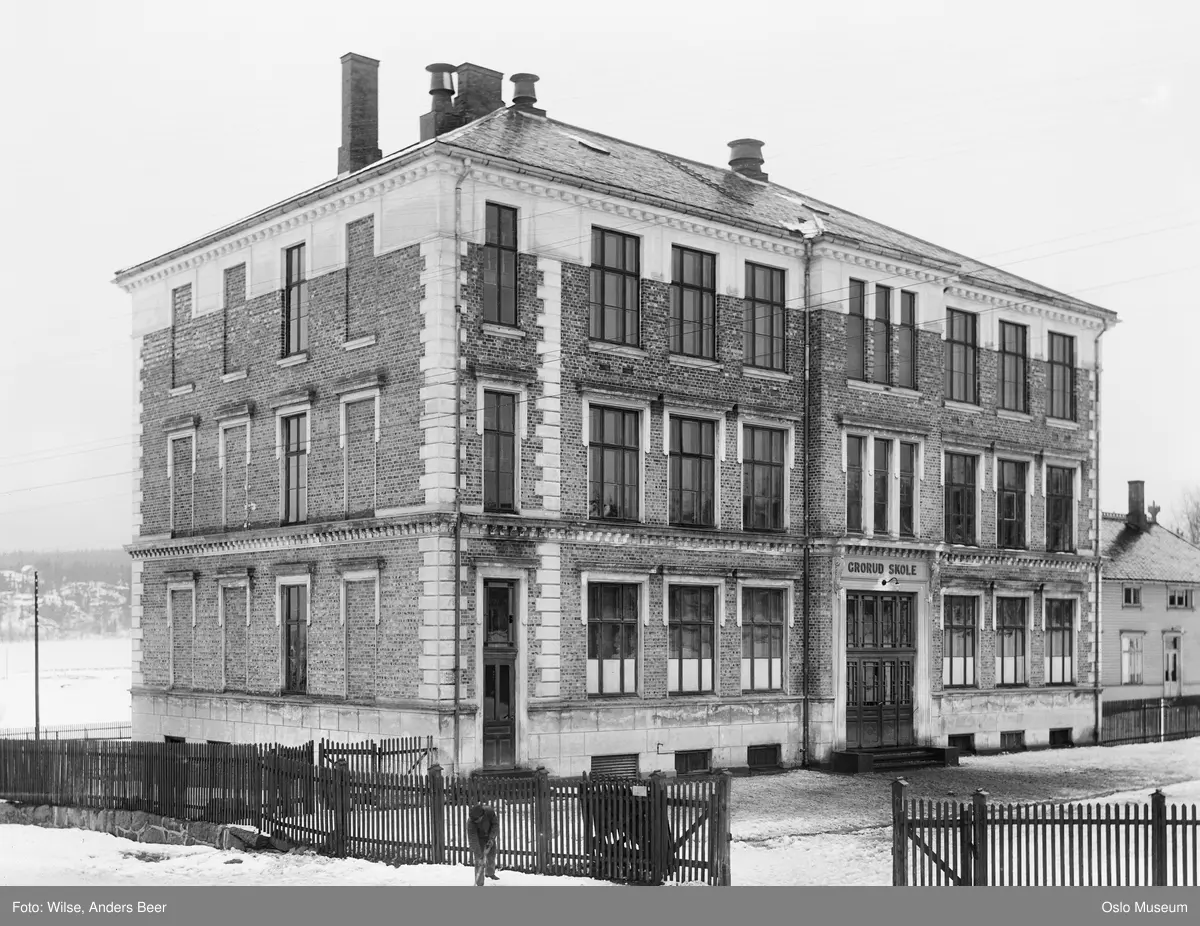 Grorud skole - Oslo Museum / DigitaltMuseum